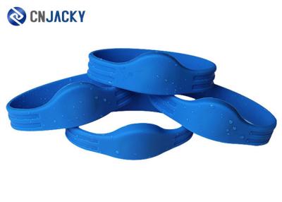 China Custom RFID Silicone Wristband Waterproof for sale