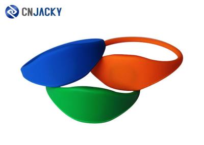 China Colorful Waterproof RFID Silicone Wristband Sports Event Bracelets Anti - Static for sale
