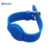 China 125KHz Chip Smartband RFID Silicone Wristband Tage For Children Tracking for sale