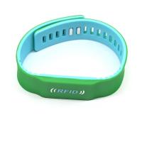 China Fitness Center NFC Silicone Bracelet Waterproof Sports Wristband 13.56 MHz for sale