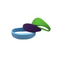 China Embossed Silicone RFID Wristband NFC Contactless Gym Band for Men 26mm for sale