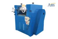 China Explosion Proof Traditional Tri Roller Mill For Grinding / Dispersing Ointment for sale