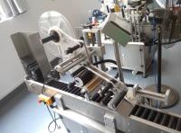 China LB-400 Horizontal Labeling Machine Round Tube Water Injection Labeling Equipment for sale