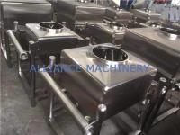 China 500L IBC Bin Antirust Pharmaceutical Accessories Powder Blending Bin Cone for sale