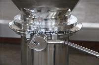 China 3000L Single Arm Post Pharmaceutical IBC Bin Blender for sale