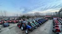 China Farm Agricultural 4wd Walking Tractor Mini With Hydraulic Accessories for sale