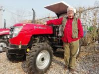 China Multifunctional 2400r/Min Farm Agricultural Tractor 4wd Agricultural Mini Tractor for sale