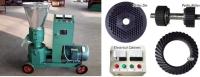 China Wear Resistance Small Poultry Feed Pellet Machine 350-450kg/H Easy Operation for sale