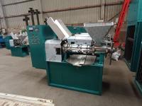 China Revolutionary Automatic Oil Press Machine Quick Efficient Extraction 350-400kg/H for sale