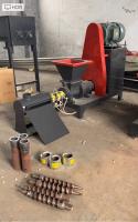 China High Efficiency Biomass Briquette Machine Charcoal Briquette Making Machine 400-500kg/H for sale