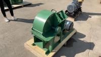 China Mobile Mini Gasoline Engine Wood Chipper Shredder Machine 110kg / YCFA-7.5 for sale