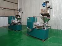 China High Efficiency Automatic Small Screw Oil Press Machine Easy Operation for sale