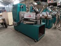 China Low Power Consumption Automatic Oil Press Machine 6YL-100 for sale