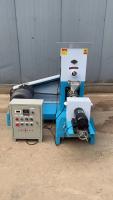 China Commercial Floating Fish Feed Pellet Machine 1470x1120x840mm for sale