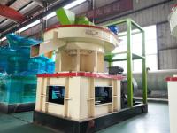 China 12mm Dia Cattle Feed Wood Pellets Machine Mill Press Machine 80C To 100C for sale