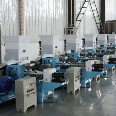 China 500kg/H Small Fish Food Pellet Making Machine 2.2kw Cutting Power for sale