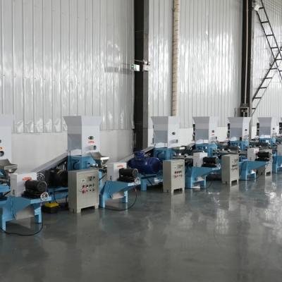 China ODM 0.9mm Fish Feed Pellet Machine Dustproof for sale