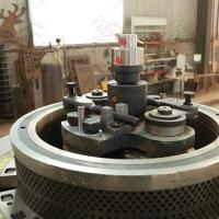 China MIKIM 2.5mm Die Chip Wood Pellets Machine Small Scale 900kg/ H for sale