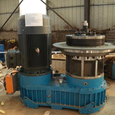 China Double Layer Coffee Biomass Wood Pellets Machine 0.6mm 1500kgs/ H for sale