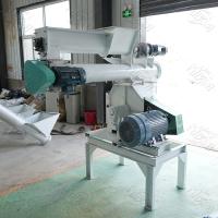 China CE Manual Fish Feed Pellet Machine 350-450kg/H Cattle Feed Making Machine for sale