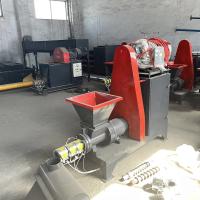 China Hydraulic 300-400kg/h Capacity Wood Briquette Press Machine Biomass Making Machine Charcoal Biomass Eco Friendly Fuel Production for sale