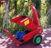 China Hydraulic Feed PTO Wood Chipper Machines 8.5ft 7cm High Crushing Efficiency for sale