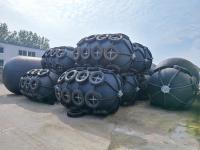 China 50Kpa 80Kpa Marine Yokohama Pneumatic Type Rubber Fender For Docking Boat for sale