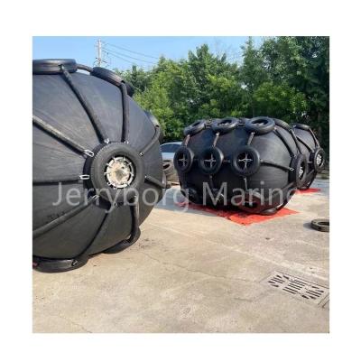 China Inflatable Floating Yokohama Type Pneumatic Rubber Fenders With Tyre-Chain Net for sale