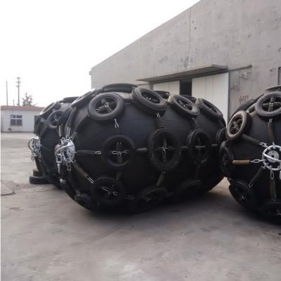 China Ship Bumpers Marine Floating Rubber Fender For Ship Berthing And Mooring for sale
