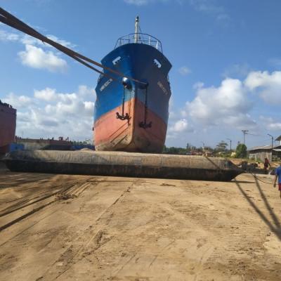 China Cylindrical Inflatable Boat Marine Rubber Airbags for sale