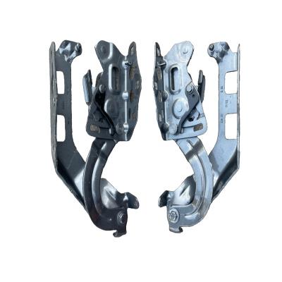 China New High Quality C Series W205 Front Hood Link Hinge Cover Hinge Bracket Iron Quality for Mercedes-Benz for sale