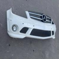 China The Classic High Quality C-Series W204 AMG C63 W156 Front Bumper Is Surrounded by a Meshed air Intake Grille for Mercedes-Benz for sale