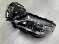 China The New High-quality C63 Series W205 Coupe AMG Front and Left High Headlight Digital Luminaire Steering Assist for Mercedes-Benz for sale