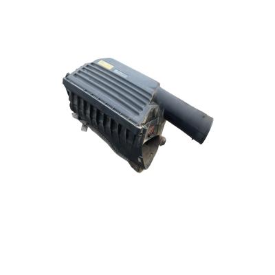 China Classic Popular C  W205air Filter W274 Engine Fresh air Filter Box Flowmeter Inlet Pipe Throttle Filter Screen for Mercedes-Benz for sale