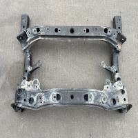 China Classic Hot-selling C  W205 Front Two-drive Engine Bracket Ingot-beam square Front Subframe Integral Support for Mercedes-Benz for sale