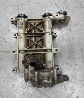 China Classic High-quality E Series W212 M271 Engine Mechanical Oil Pump, Balance Shaft, Oil Circulation Pump for Mercedes-Benz for sale