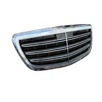 China The New High Quality S Series W222 Front Intake Grille in the Mesa Maybach Style Round-view Camera Function for Mercedes-Benz for sale