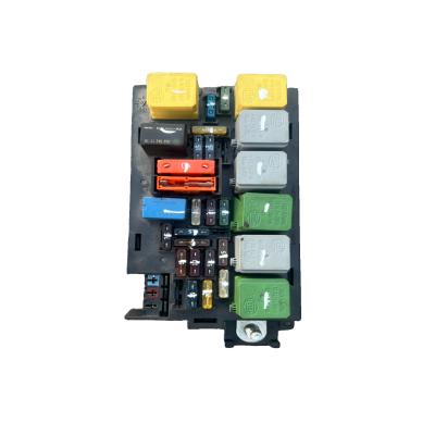 China The Classic High Quality ML GL Is the W164 Front and Rear Vehicle Power Fuse Box Relay Protector for Mercedes-Benz for sale