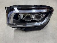 China Classic High-quality GLB Series W247 Front Left and Right LED Headlights with High Concentration Module for Mercedes-Benz for sale
