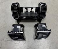 China New High-quality GLE Series W166 W292 Coupe Front Console with air Conditioning Vents for Heating and Cooling for Mercedes-Benz for sale