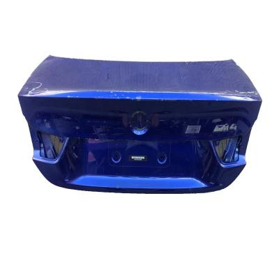 China Classic High Quality M4 Series F82lci Rear Carbon Braze Dimension Trunk Cover License Plate Frame Tail Cover Lock Switch for BMW for sale