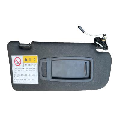 China The New High Quality X7 Series G07 LCI Roof Visor Makeup Mirror Block Has a Built-in Folding Cover for LED Lights for BMW for sale