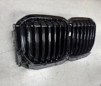 China The New High-quality X7 Series G07 LCI Has a Front air Intake Shutter, a Darkened Grille, and a Central Screen.for BMW for sale