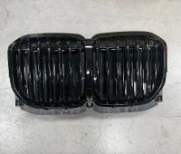 China The New High-quality X7 Series G07 LCI Has a Front air Intake Shutter, a Darkened Grille, and a Central Screen.for BMW for sale