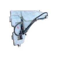 China Classic High Quality X5 X6 Series E70 E71 E72 LCI Wiper Lamp Cleaning Pump Water Bottle Water Jet Motor Water Pipe for BMW for sale