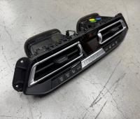 China The New High-quality X6 Series G06 LCI Has a Central air Outlet at the Front and an air Conditioning Control Panel.for BMW for sale