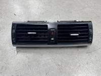 China Classic High Quality X5 X6 E70 E71 E72 Front Center Console Middle air Conditioning Outlet air Grille for BMW for sale