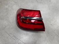 China Classic High-quality 7 Series G12 Rear Left and Right Exterior and Interior LED Taillights Body Lights and Turn Signals for BMW for sale