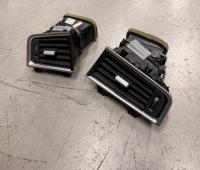 China The Fresh air Grilles at the Left and Right air Conditioning Outlets of the Classic High-quality 5GT F07 Workbench for BMW for sale