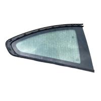 China Classic High Quality 4 Series F32 F33 F36 F82 LCI Rear Door Triangle Window Glass Side Window Privacy Glass for BMW for sale